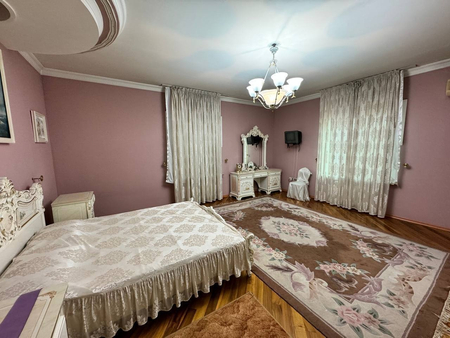Продается дом ор-р Диадора Мирзо улугбек 11 соток