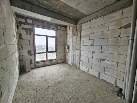 2  xonali 65m² 8-qavat uy sotiladi.