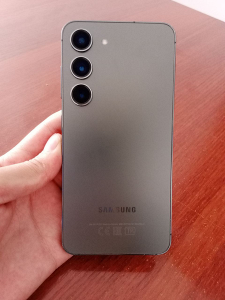 Samsung S23 8/256 xolati ideal