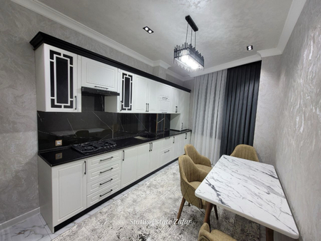 Продается 3 ком. Квартира площадью 87 кв.м. Ор. Азиз базар