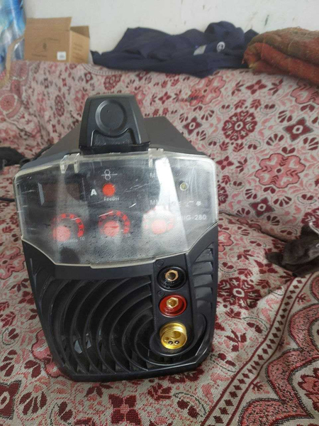 Kempi svarka
Elektrod svarka 
Yengi 1oy ishlatilgan