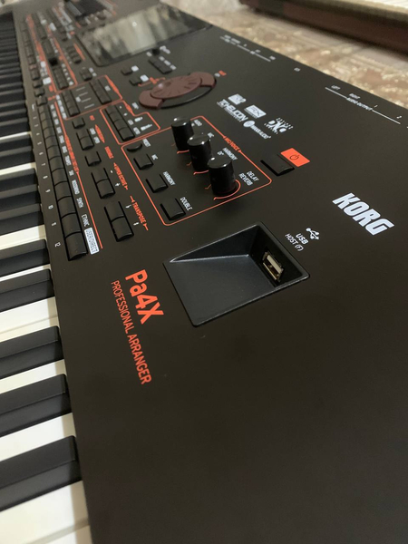 Korg p 4 x 76  arranger