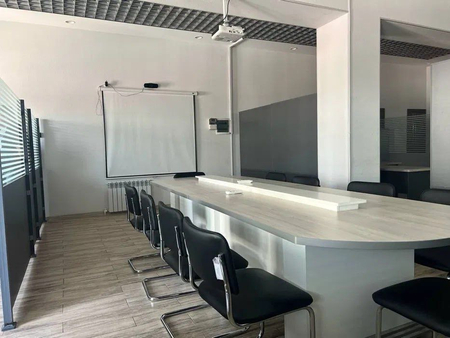 Аренда Евро офис Ор-р: улица Паркентская 300м2
