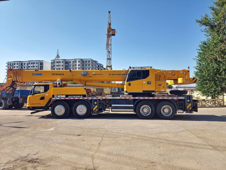 XCMG 50 тонн Сотилади