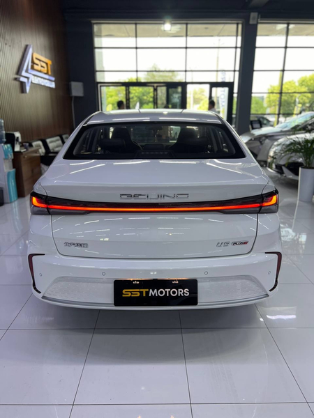 Beijing U5 plus 1.5L