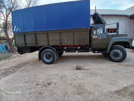 Zil 130G sotiladi