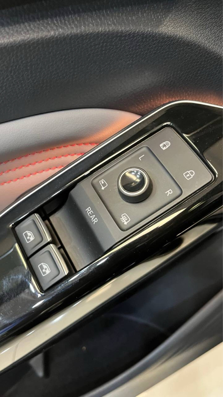 Volkswagen ID. 4 Crozz Prime full