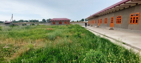 Продается завод. 250 соток. Все коммуникации имеются
