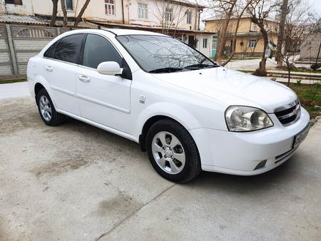 Lacetti 1.8 Sotiladi Ласетти