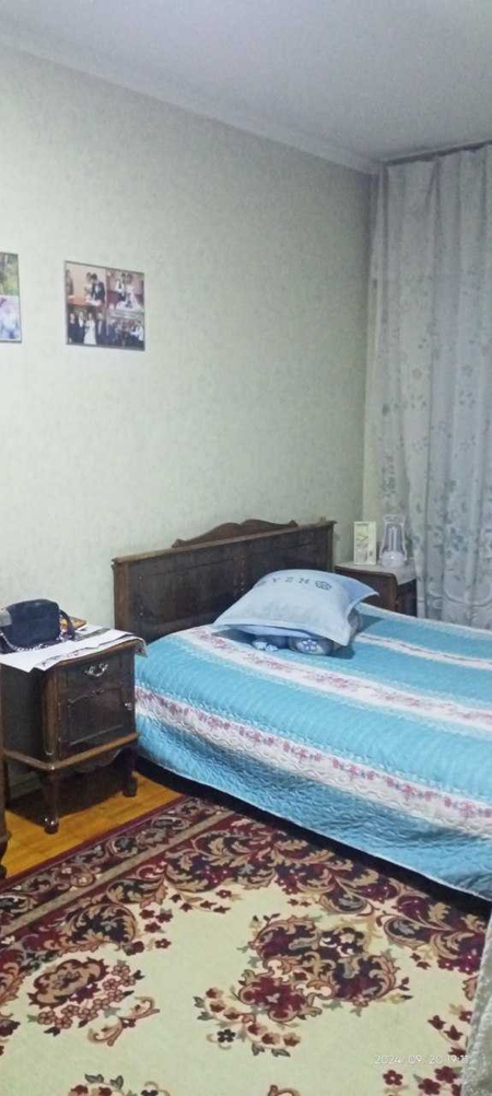 Госпитальный Капитал банк 3-комнатная 5/16 90 м² средн. сост 2 лифта