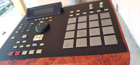 2000 xl akai ishlash xolati zor