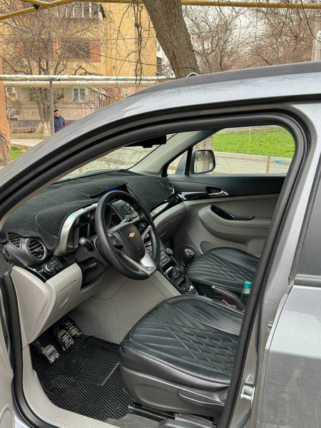 Chevrolet Orlando, 2 позиция 2014 года