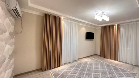 Продается Квартира 1/4/5 Буюк Ипак Йули метро Ор-р 171 школа