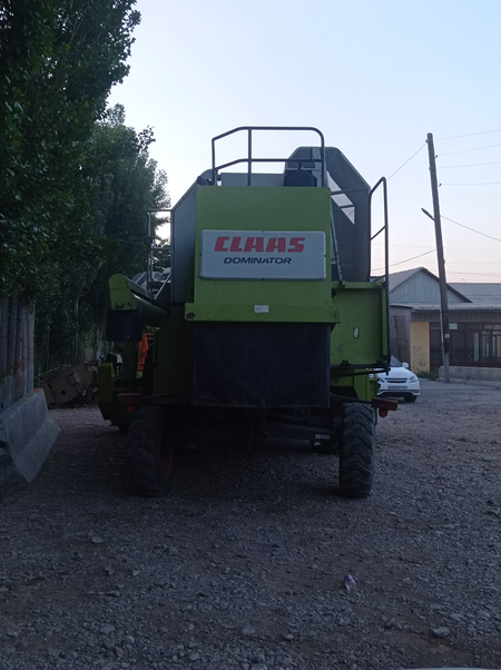 Claas Daminator 130