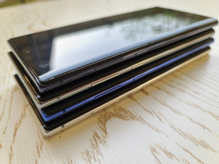 Samsung Galaxy Note 10 PLUS 5G DUOS. OzU 12 GB. Joyi 256 GB. Garantya