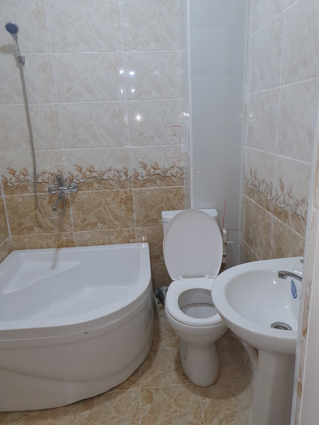 2 xonali uy ijaraga beriladi. Uy yangi qurilgan 8 etajli 7-etajda