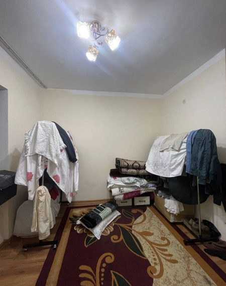 Пул зарур Срочна Сотиляпди Сергеле 8худуд 3хона 75м² Факат нахтга