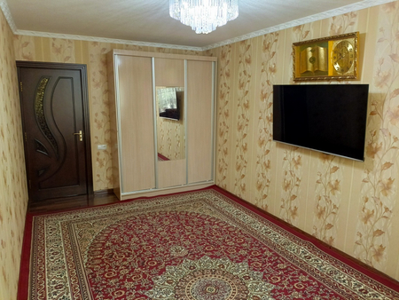 Мархабо микро районда 3 хоналик 2 каватда таййор