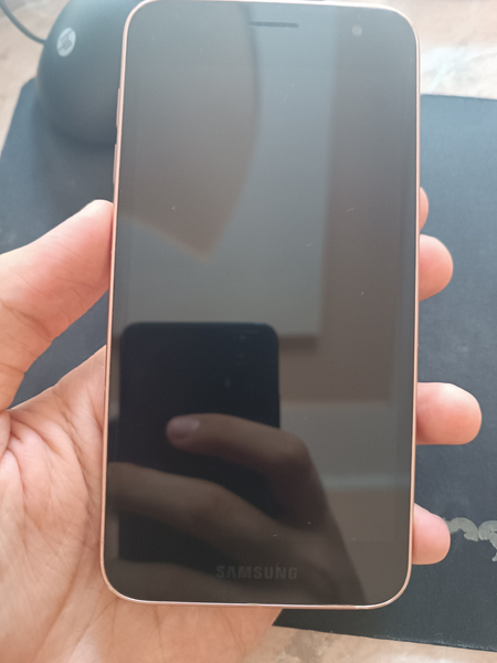 Samsung galaxy j2 core