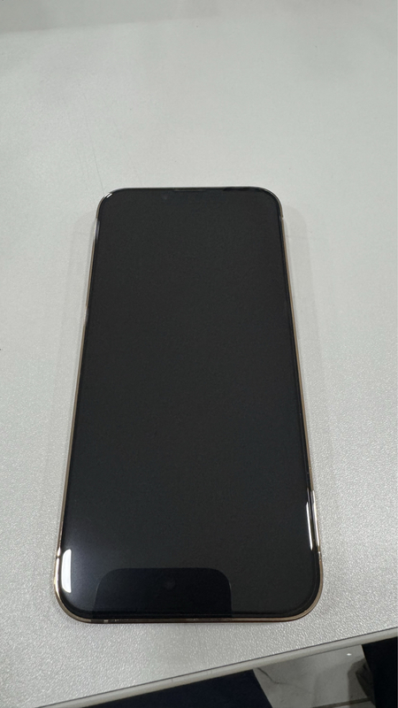 Продаётся Iphone 13pro 1tb