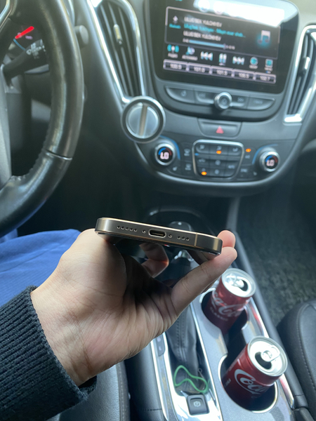 Iphone 16 pro 128 gb disert titanium