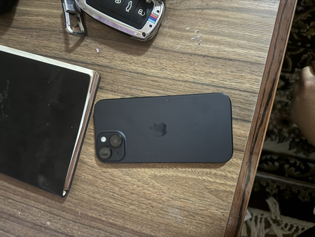 iphone 15 black tita