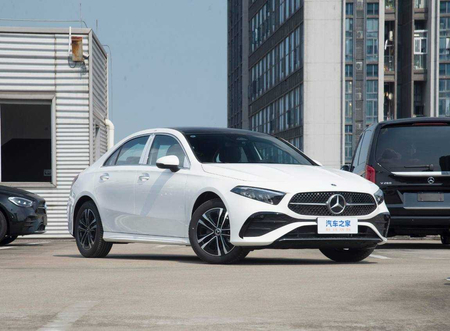 Mercedes Benz A200L SPORT