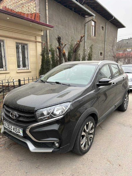 Продается LADA X-RAY