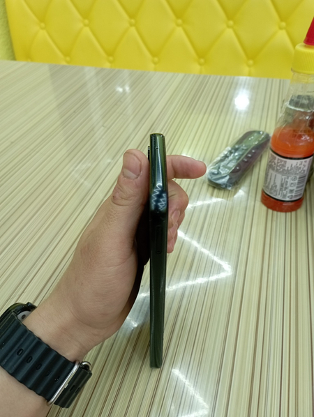 Samsung a14 6/128 xolati edial 1 yil kafolatberaman