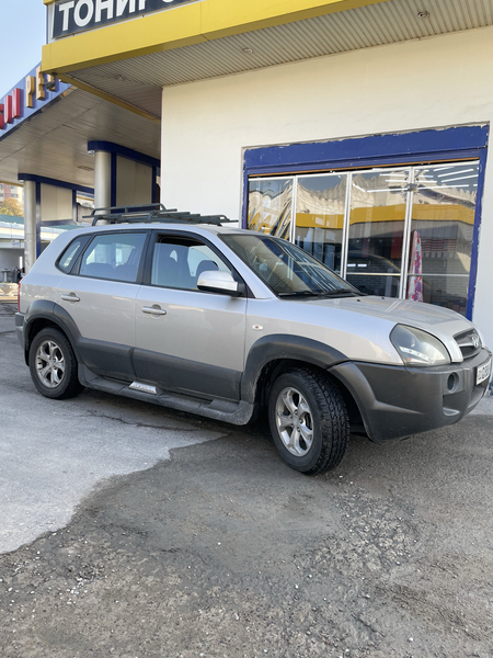 Hyundai tucson автомат