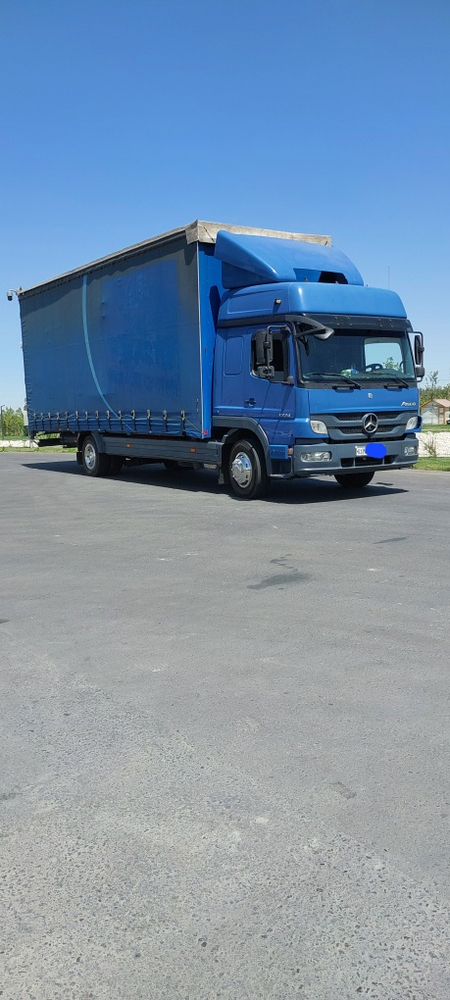 Gruzavoy automobile