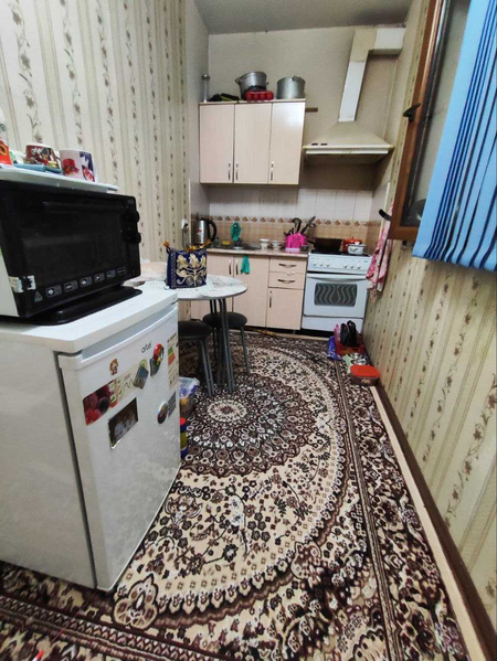 Квартира 1 хона, 2 хона килинган  1 этаж , ТАШГУ ТАШПИ, СРОЧНО