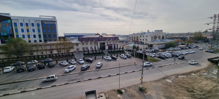 Сдается в аренду Здание 3200м2 вдоль дороги - Юнусабад | Гвардейский