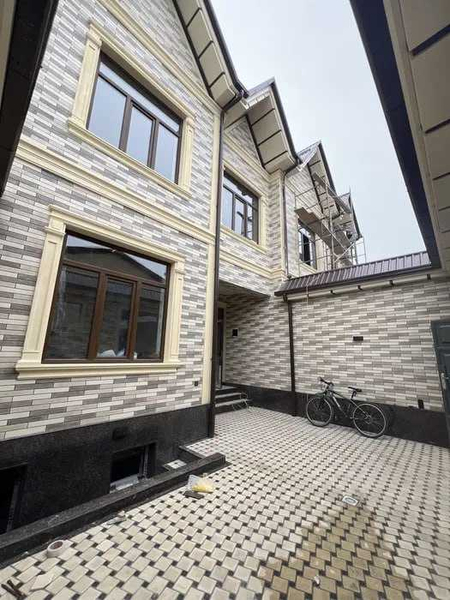 Продаётся Евродом в махалле Биродарлик, 4-соток (N 8659)