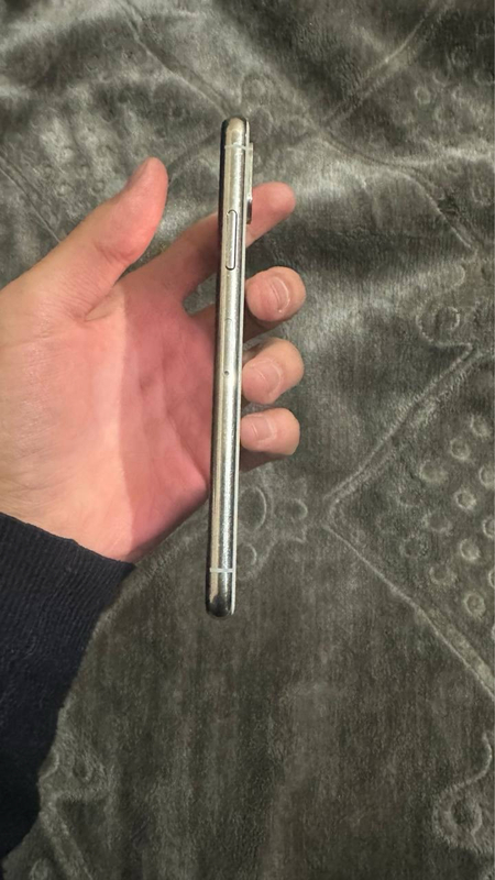 iPhone XS 64gb ideal Ll/A karobka bor abmen kelishamiz