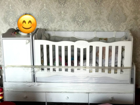 Bolalar krovati. Yap yangi. Uyga sigmayapti