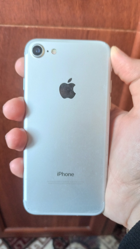 Iphone 7 sotiladi