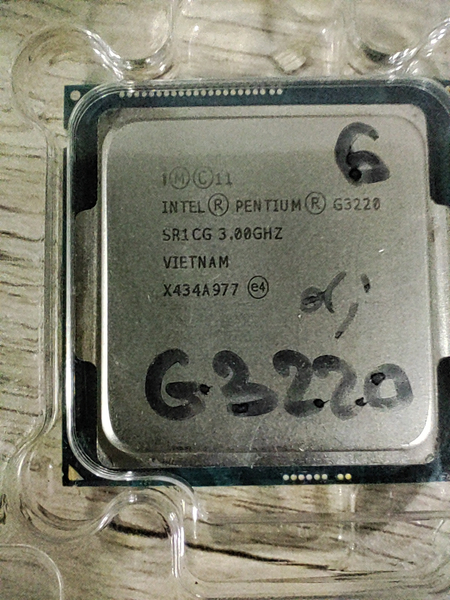 Продам  дёшевоIntel Pentium G3220 3.0GHz