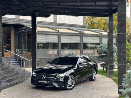 Mercedes-Benz E200 4MATIC