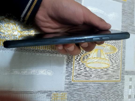 Tecno Spark 10C rangi qora