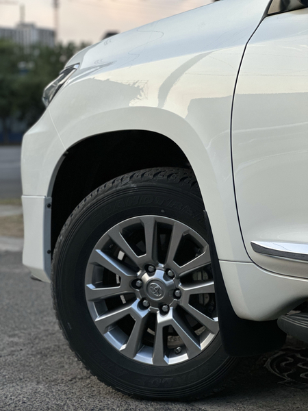 Toyota Prado 150