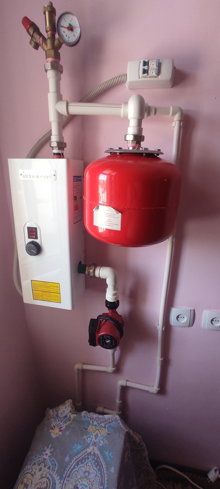 Kotelni elektr isitgich komplekt sestima