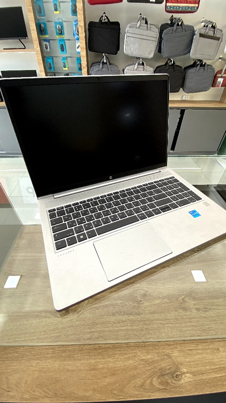 HP Probook 450 G8