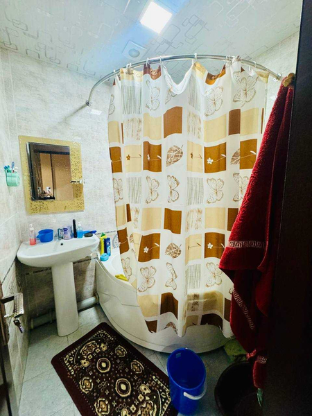 3 xonali 92m² 2-qavat uy sotiladi