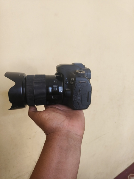 Canon 80d aʼlo darajada