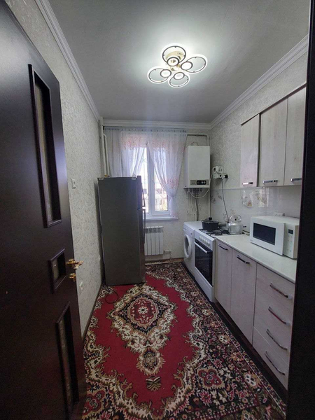 Sergeli 3 bekat oldida квартира арендага beriladi (Qizlarga)