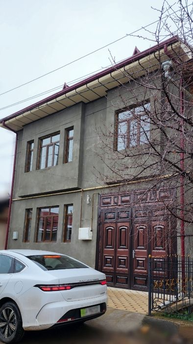 Кибрай центр 3соток 5хонали янги ховли сотилади