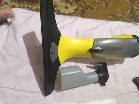 Продам KARCHER мини на зарядке