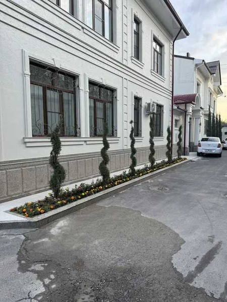 Сдается в аренду новый евро дом в Юнусабадском районе.