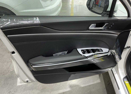 KIA K5 Comfort Special 2.0L nasiyaga yillik 12% aksiyada
